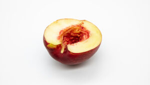 Cling Peaches vs. Freestone Peaches: What’s the Difference? - The FruitGuys
